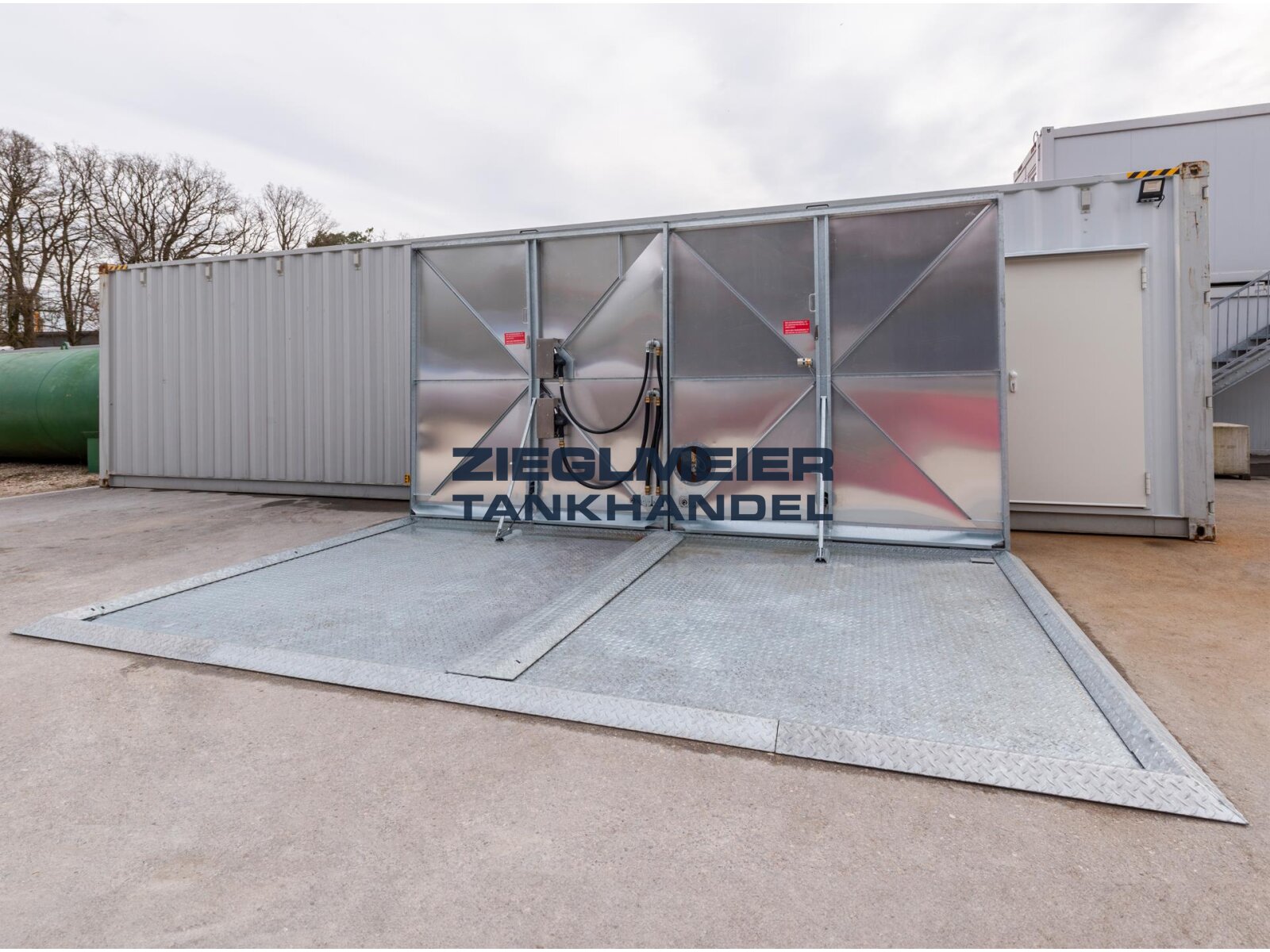 Heizöltanks von 3.000l bis 100.000l als doppelwandiger Erdtank